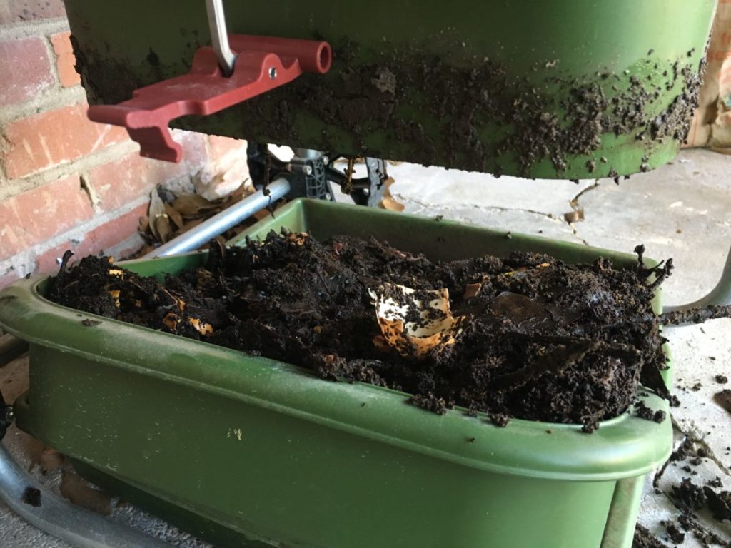 "Hungry Bin" Worm Bin Review – Worm Composting Headquarters